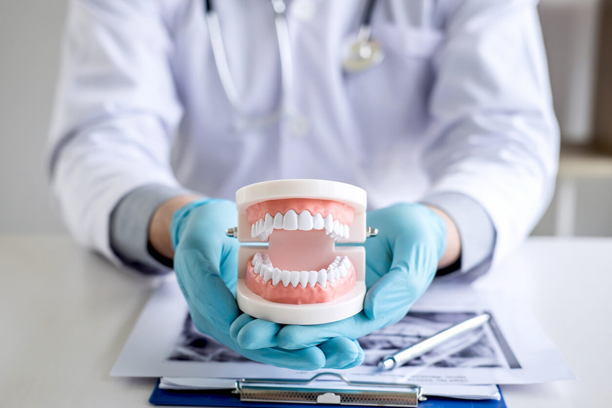 Common Denture Mistakes and How to Avoid Them